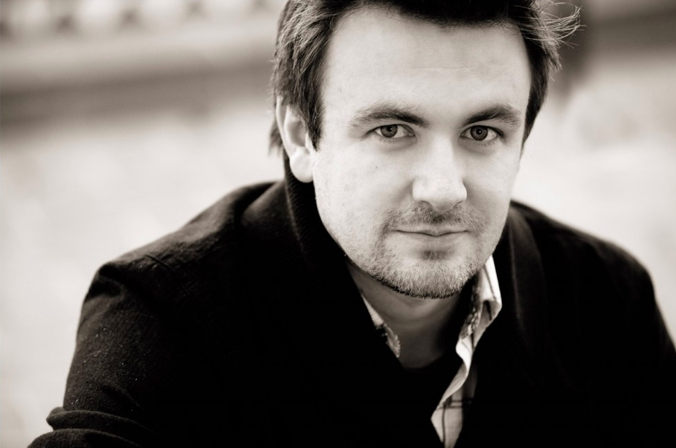 Interview With Award-Winning Writer and Director Simon Tatum - Thrive ...