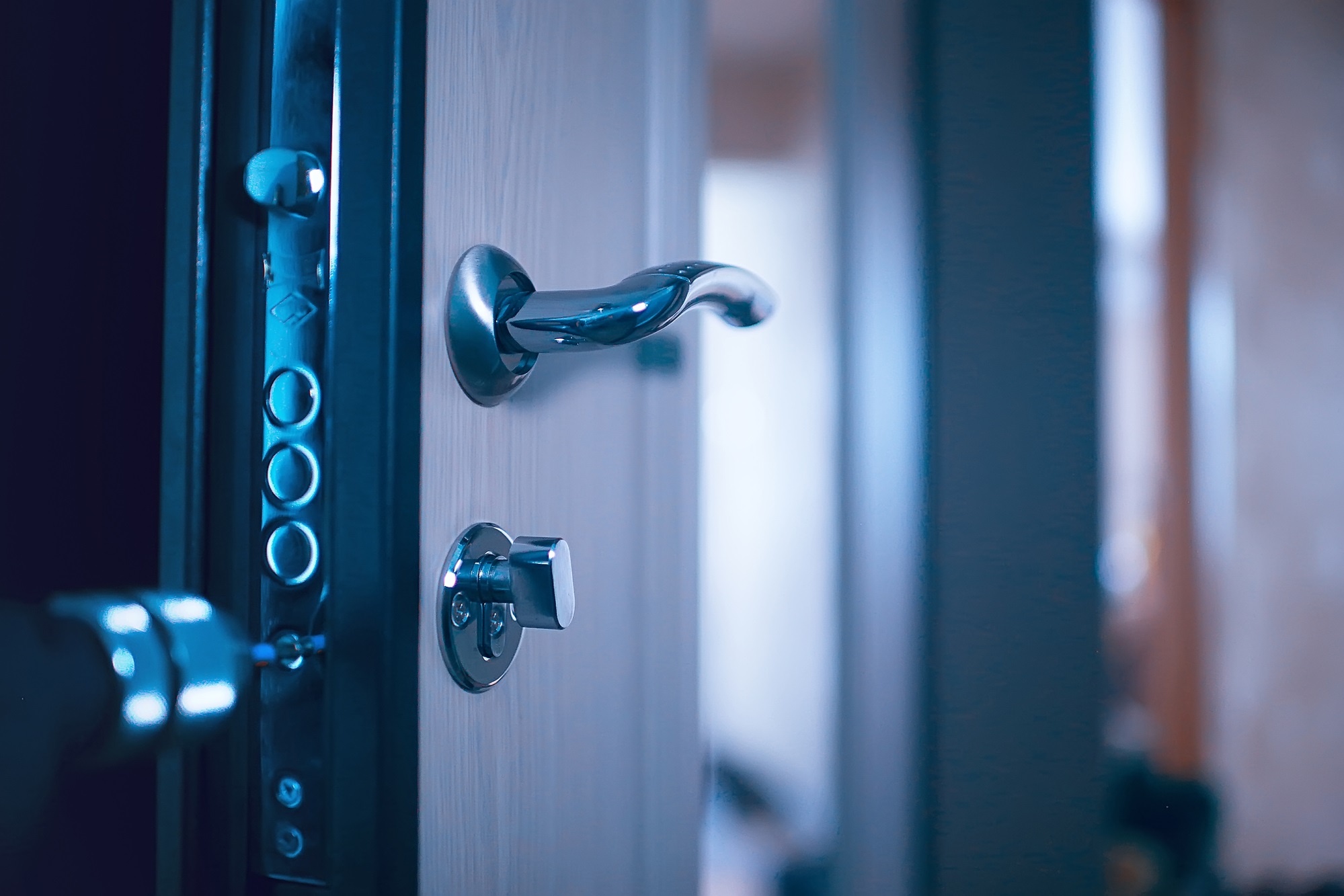 3 TIPS FOR FINDING A GOOD LOCKSMITH - Thrive Global