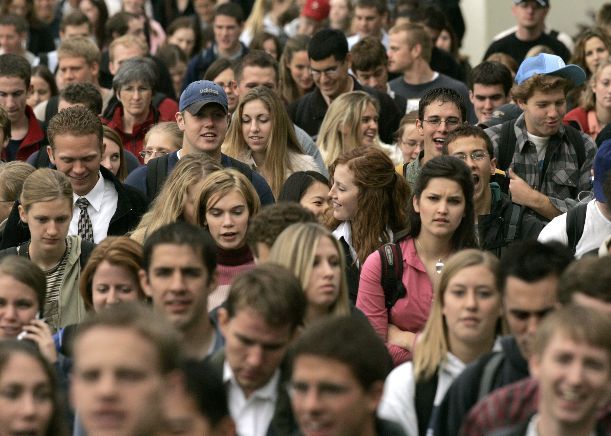 The Power of a Small, Positive Conversation - Thrive Global