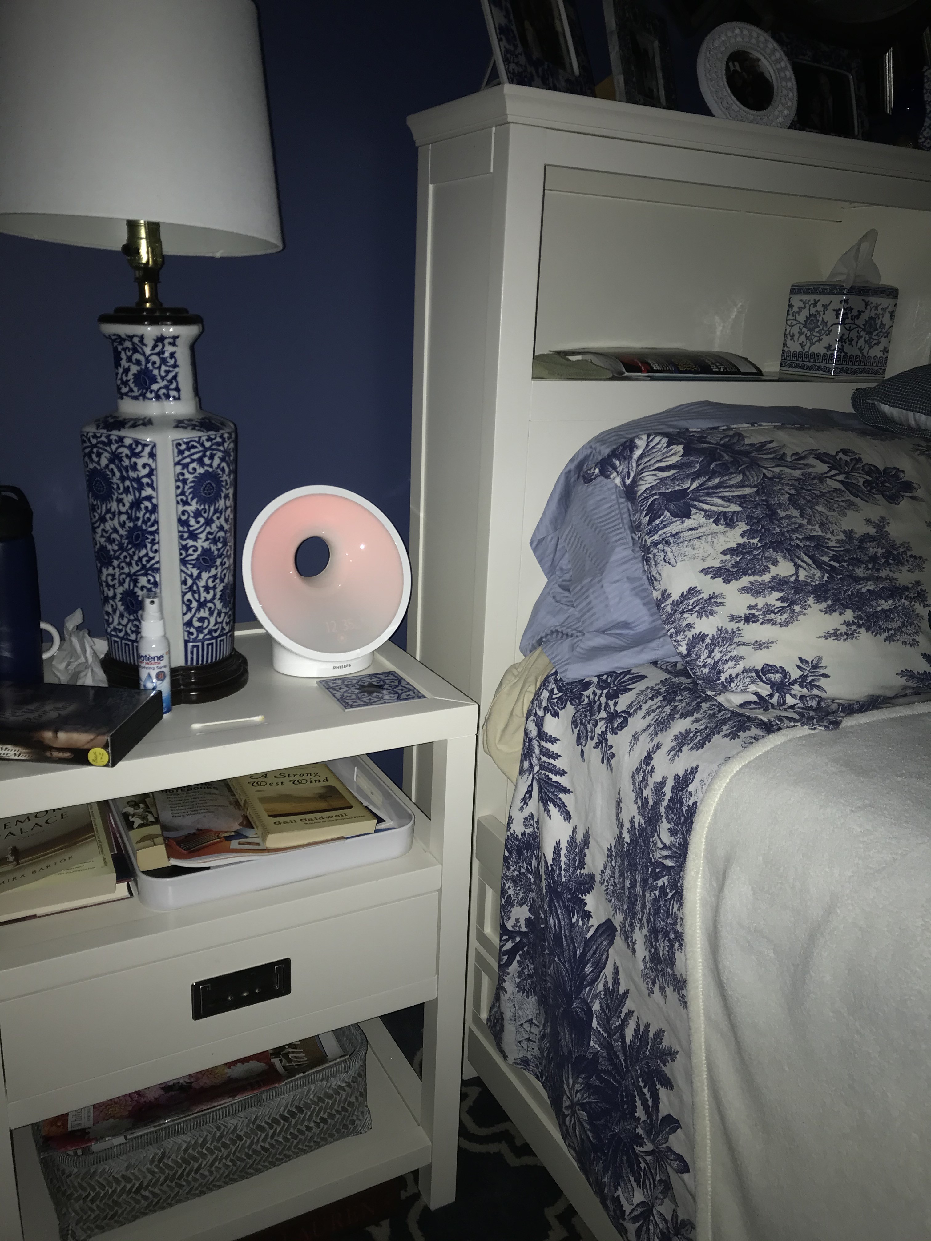 Did a Dawn Simulator Help Me Sleep? - Thrive Global