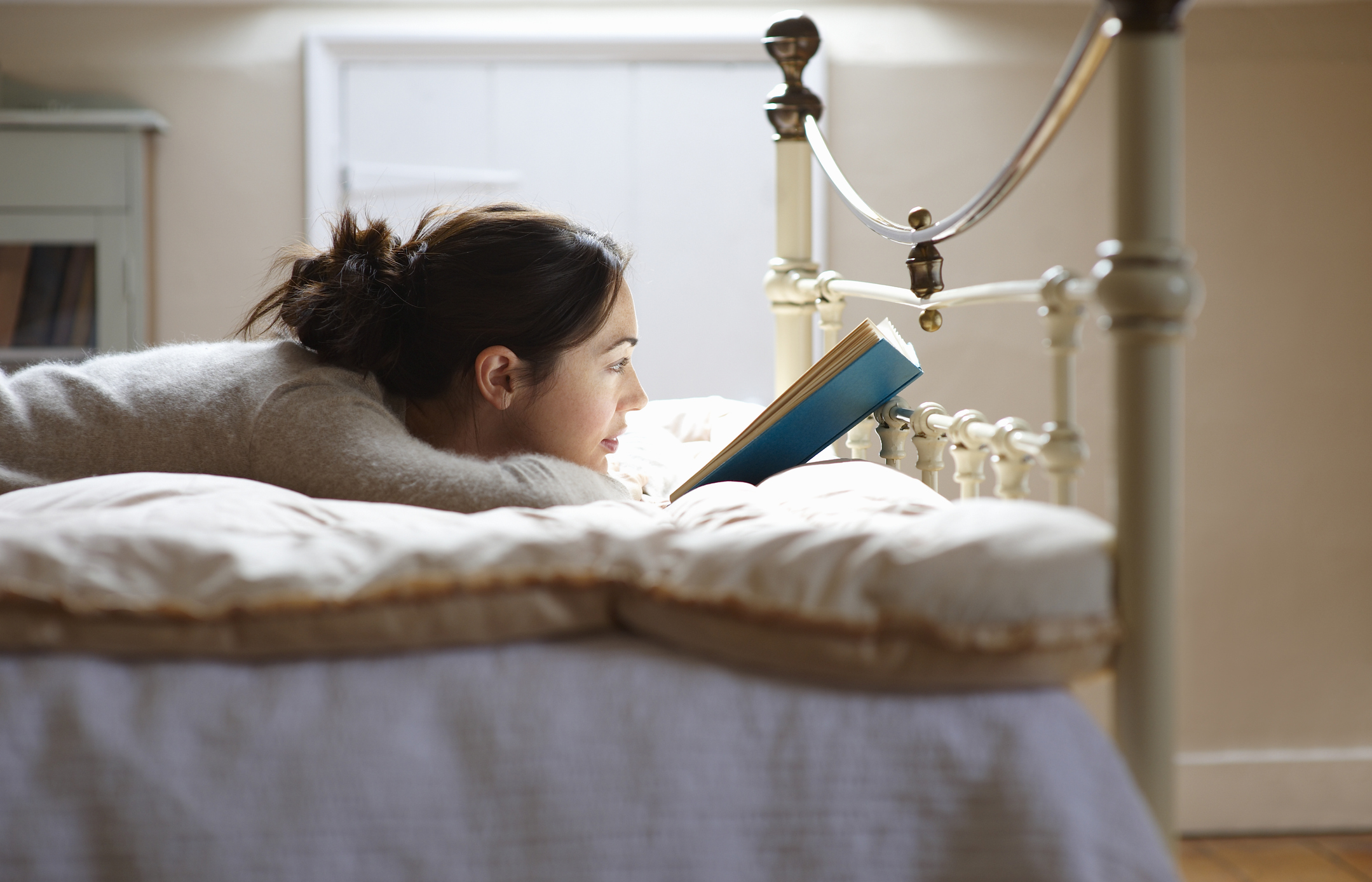 How to Create Your Ideal Winter Sleep Routine - Thrive Global