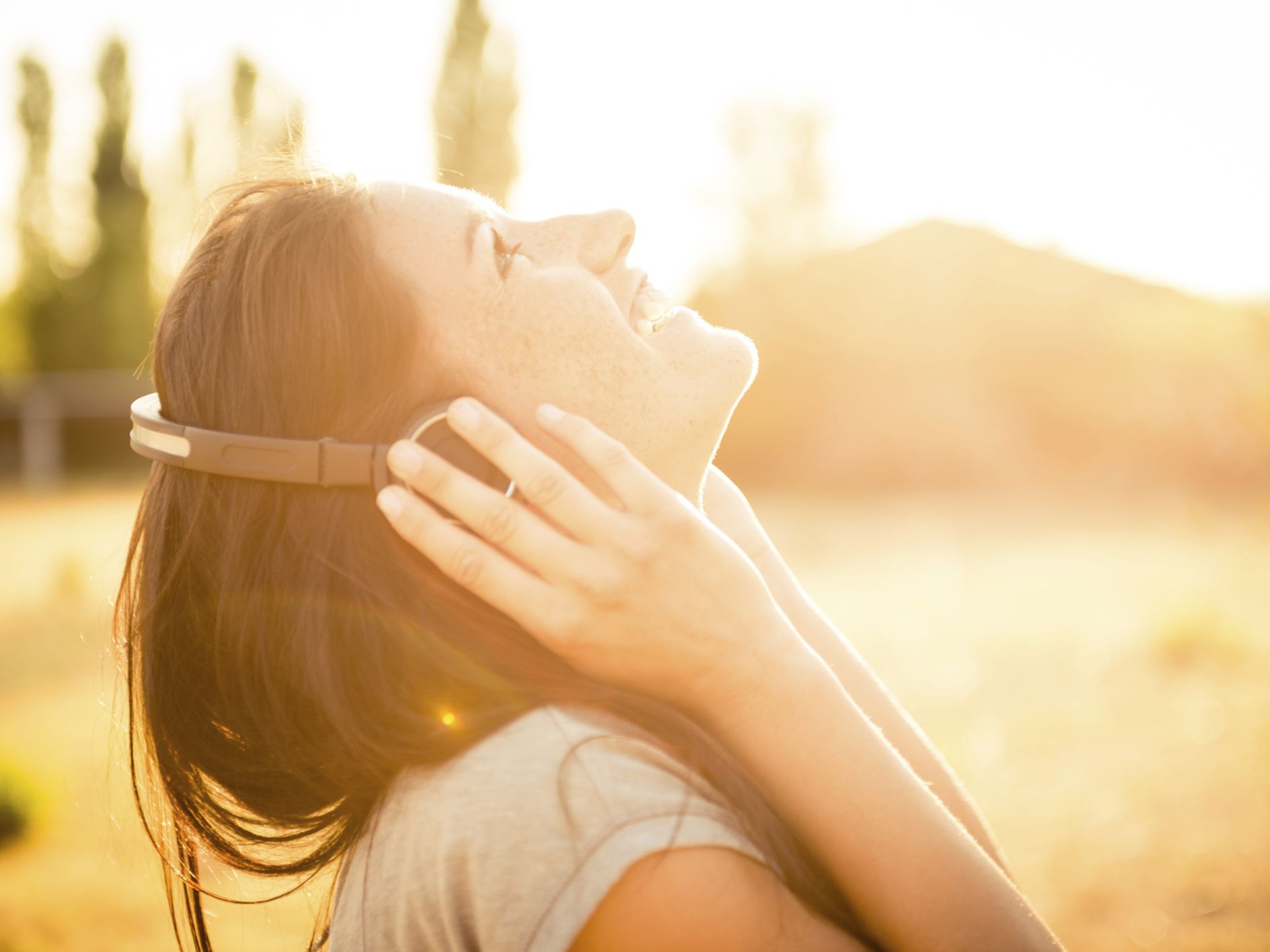 Science of using music to relieve stress - Thrive Global