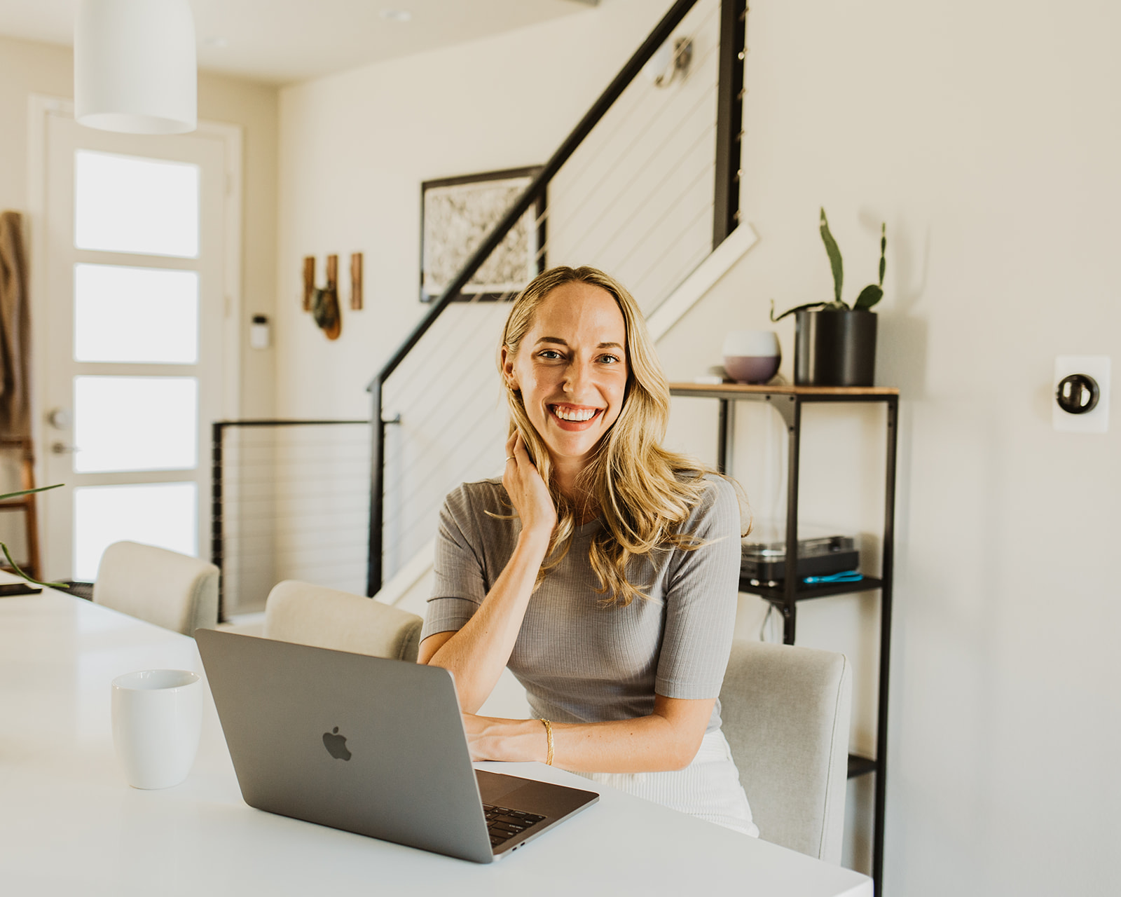 The Power of Storytelling in Business - Thrive Global