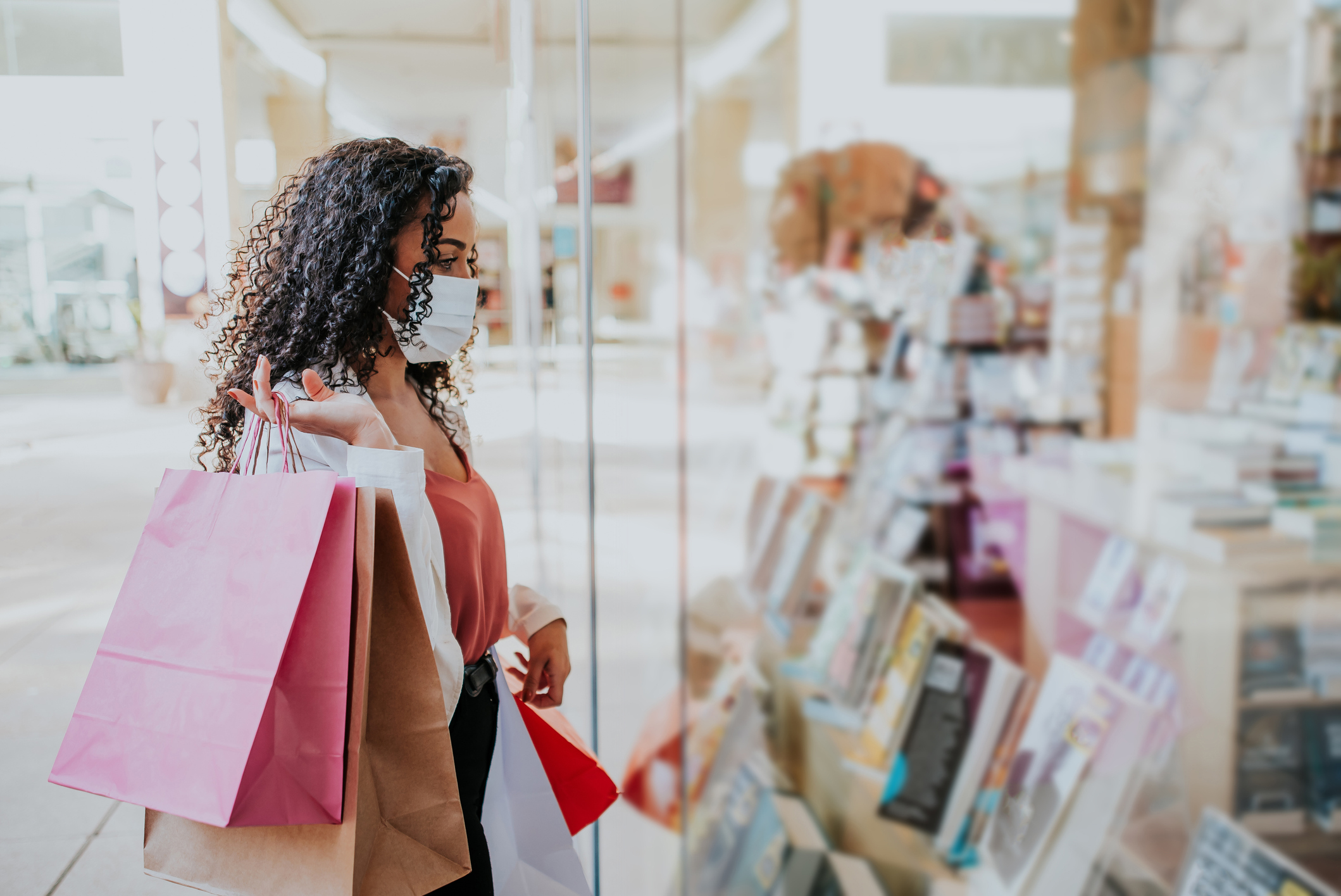 4 Tips to Avoid Letting Retail Therapy Ruin Your Financial and Mental ...