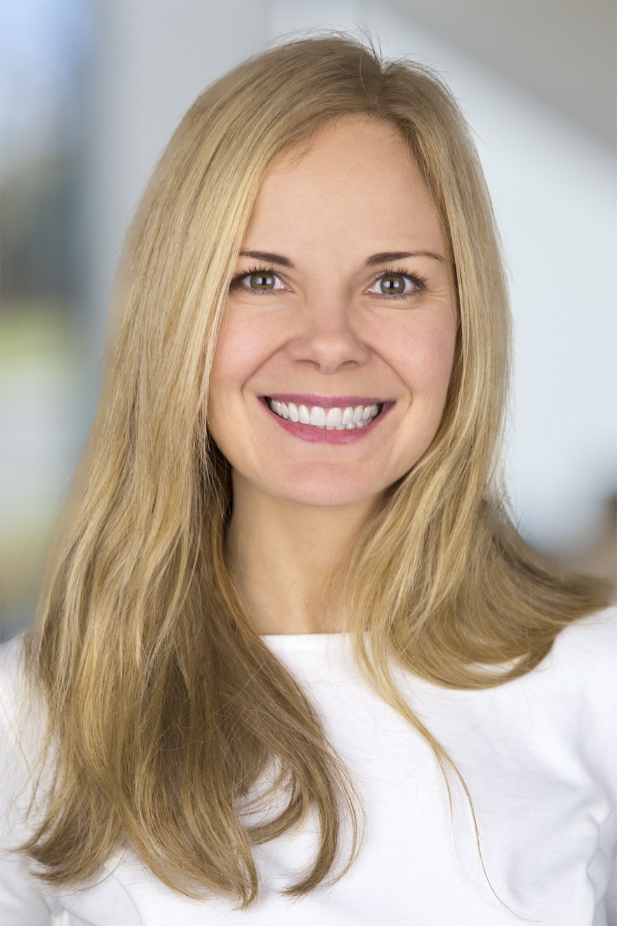 Lisa Walker On How We Need To Adjust To The Future Of Work - Thrive Global