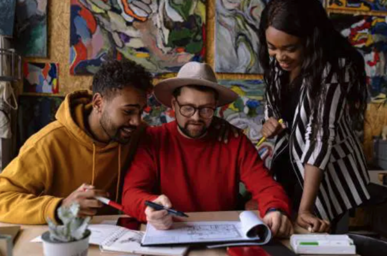 The Essentials of Effective Peer Leadership - Thrive Global