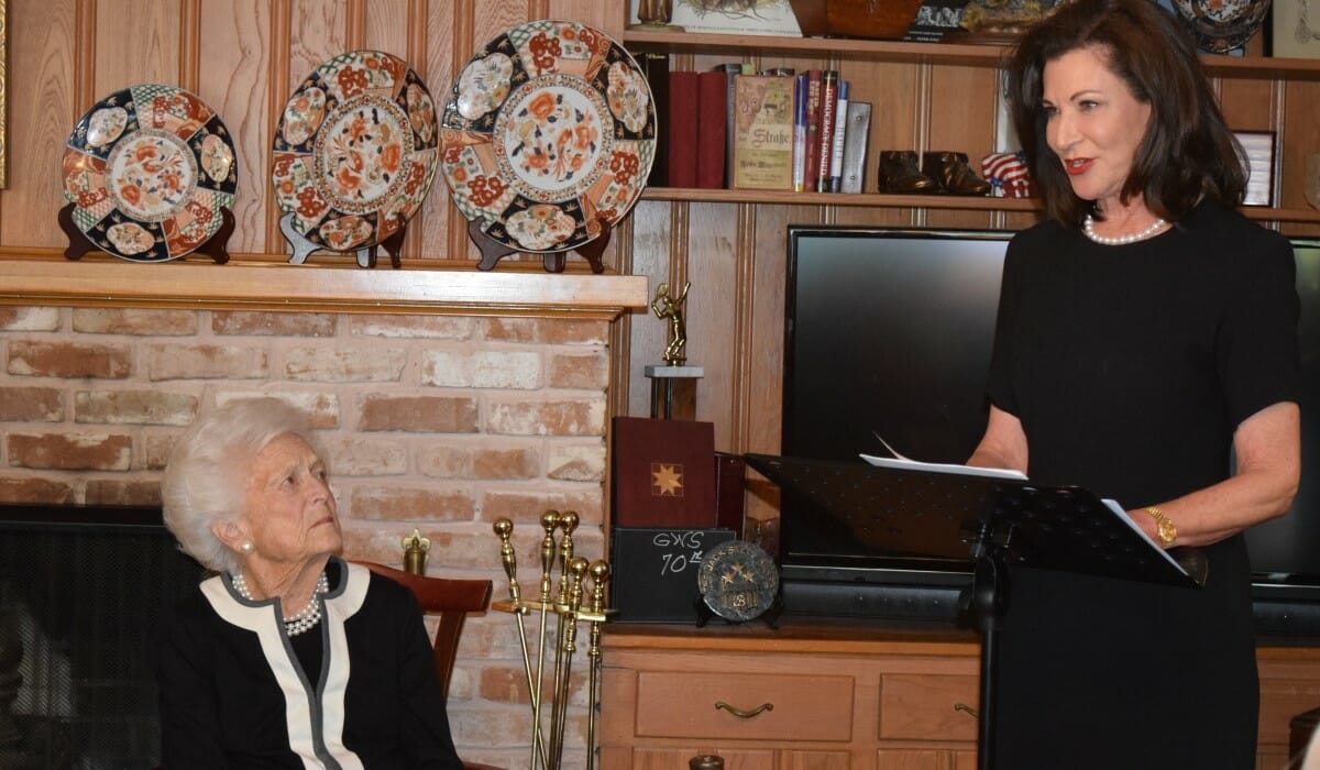 Bringing the Library to Them: Texan Volunteer Helps Children Learn and ...